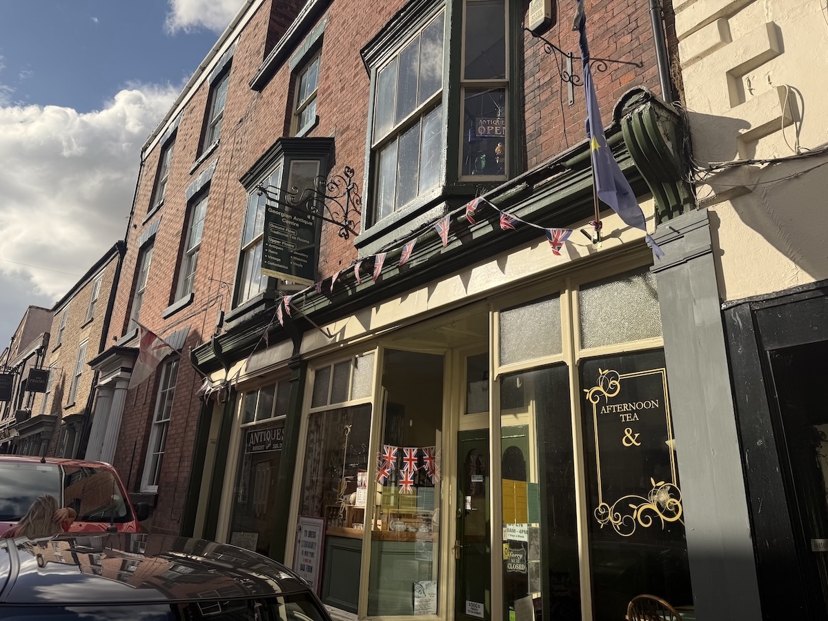 The Georgian Rooms Antiques Centre and Tea Rooms – Welcome To Bridlington!